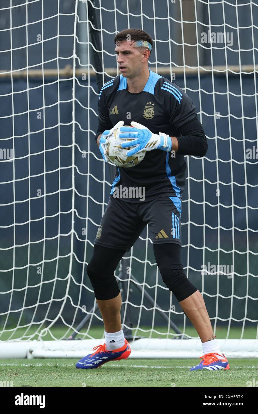 Argentina's goalkeeper Emiliano Martinez takes part in a training ...