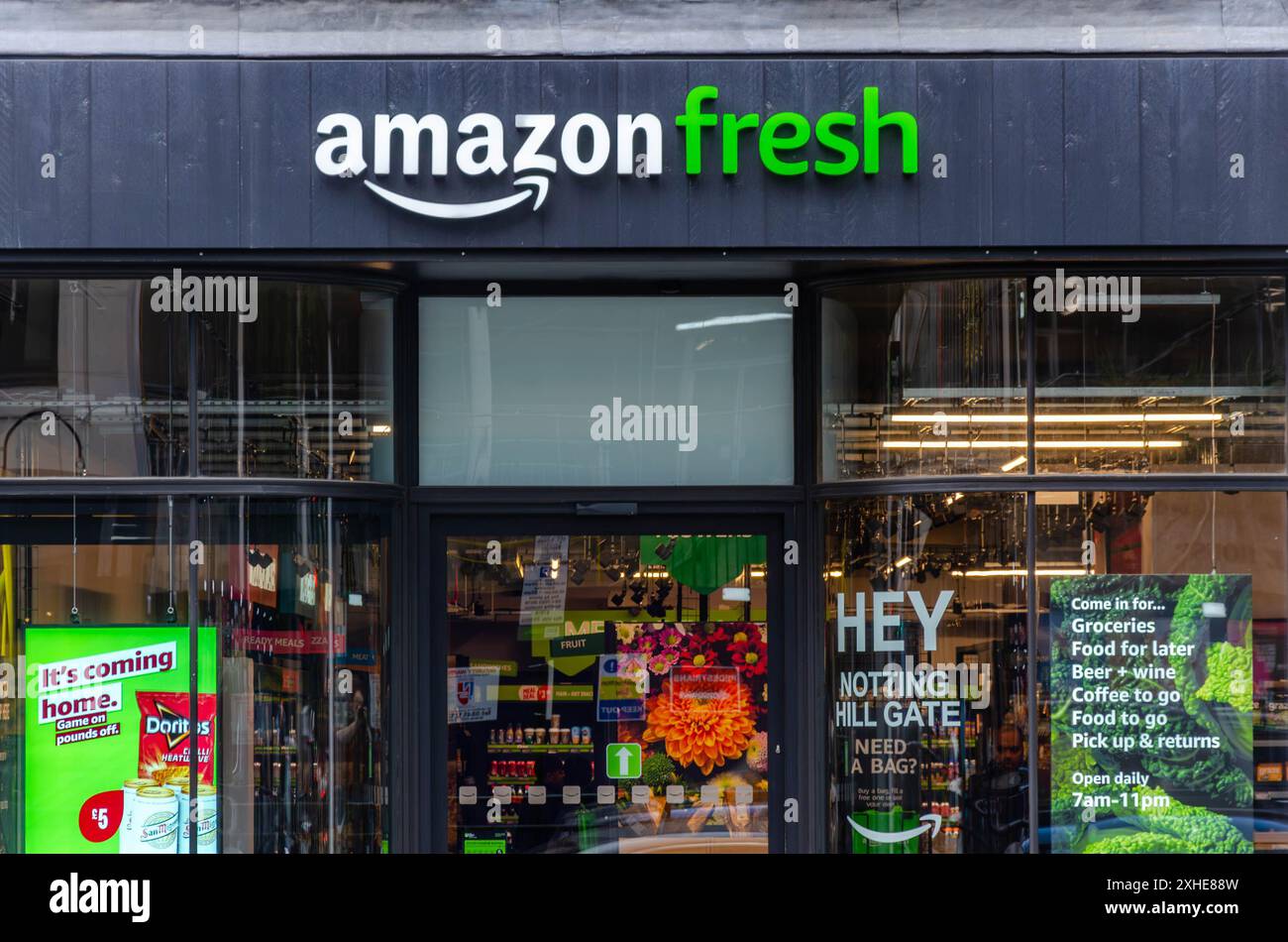 London amazon fresh hi-res stock photography and images - Alamy