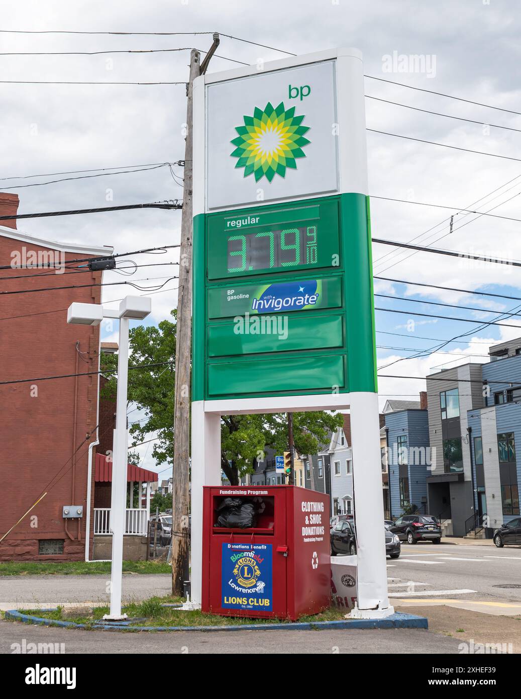 Bp clothing hi-res stock photography and images - Alamy