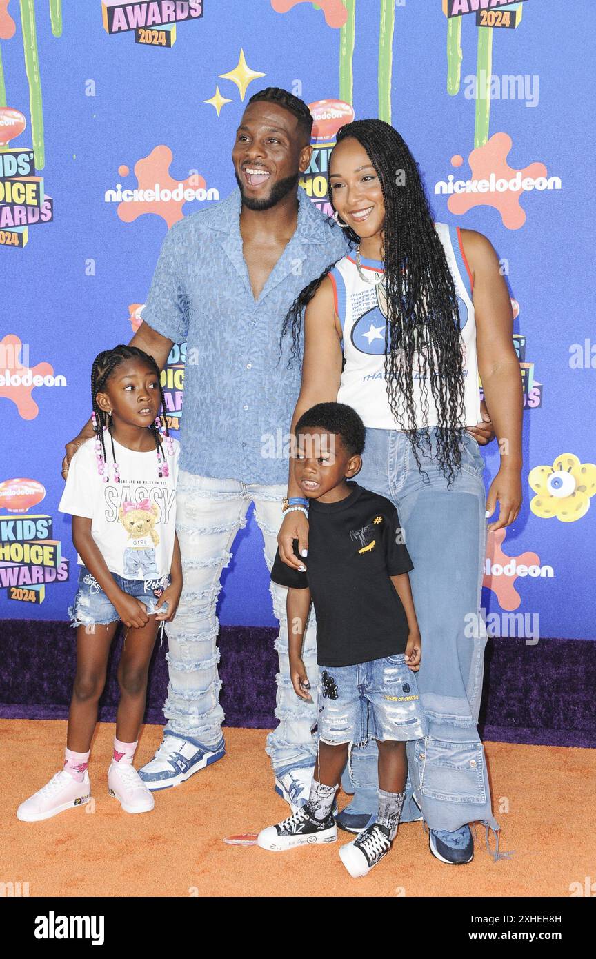 Asia Lee, Kel Mitchell, kids at arrivals for Nickelodeon Kids Choice ...