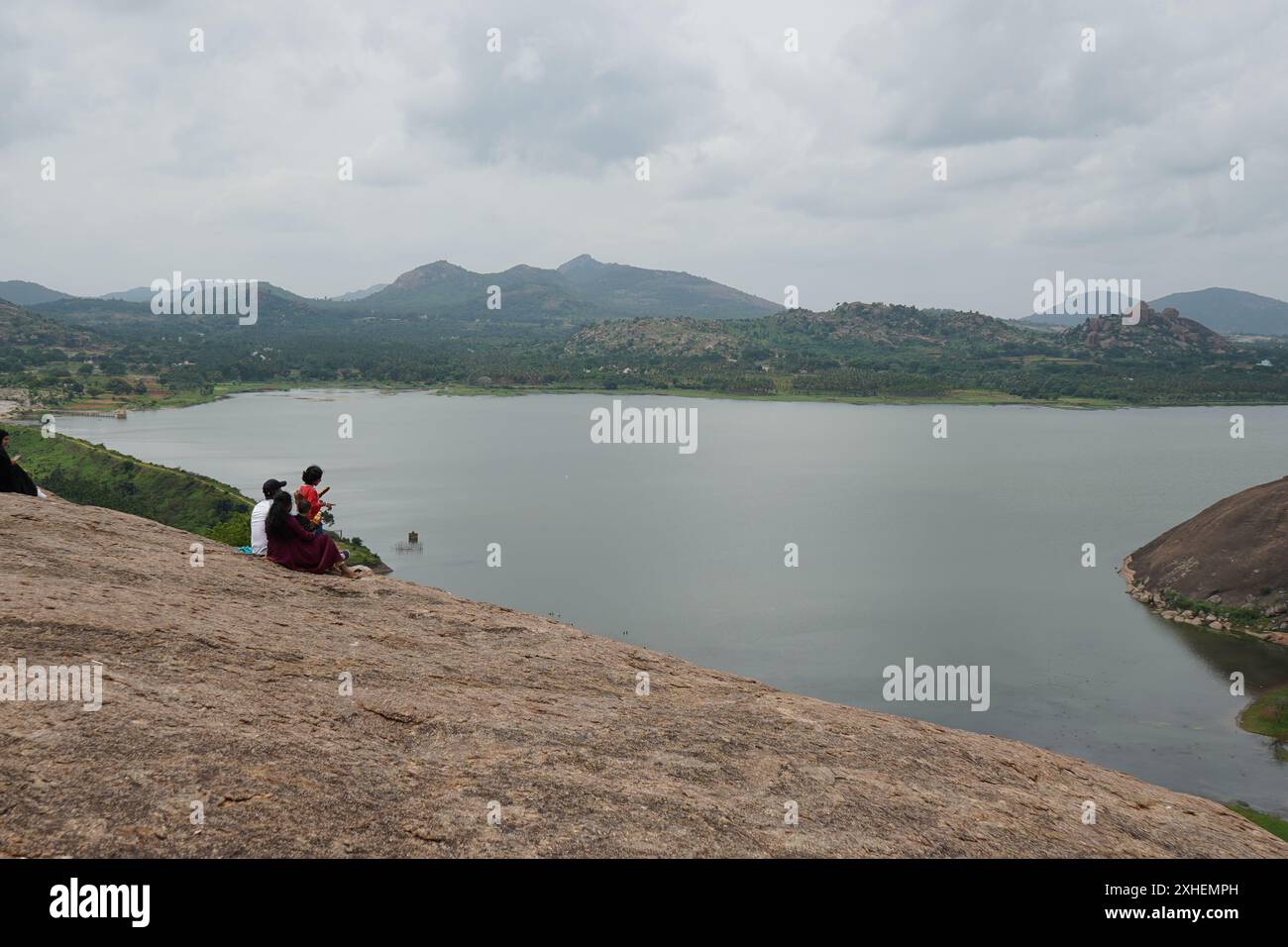 Lakesideview hi-res stock photography and images - Alamy
