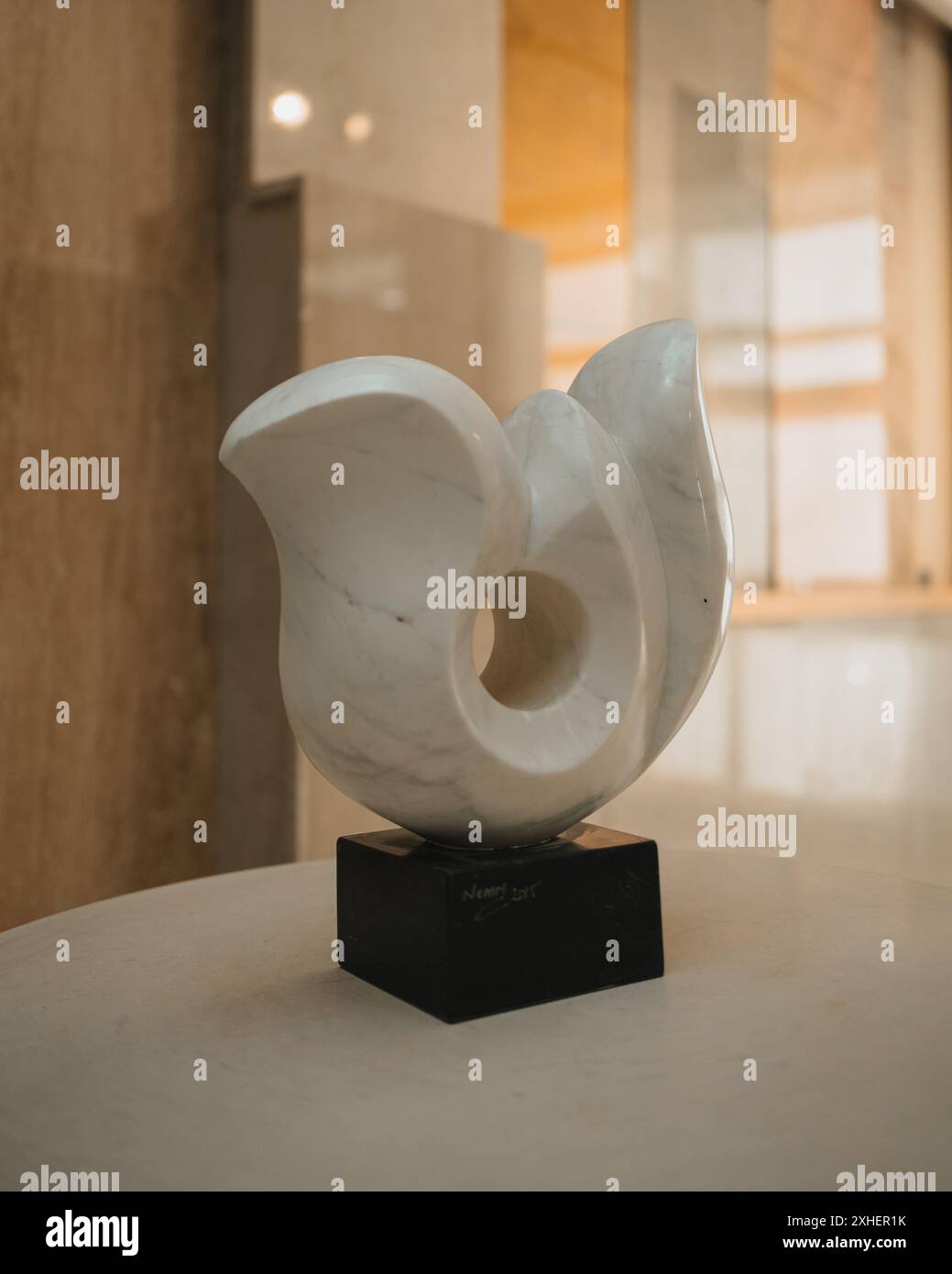 Luxury Decorative Marble Statue in Showroom Stock Photo - Alamy