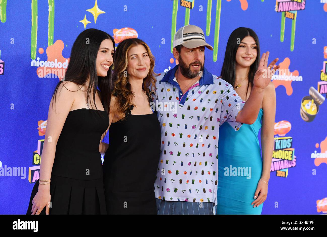 SANTA MONICA, CALIFORNIA - JULY 13: (L-R) Sadie Sandler, Jackie Sandler ...