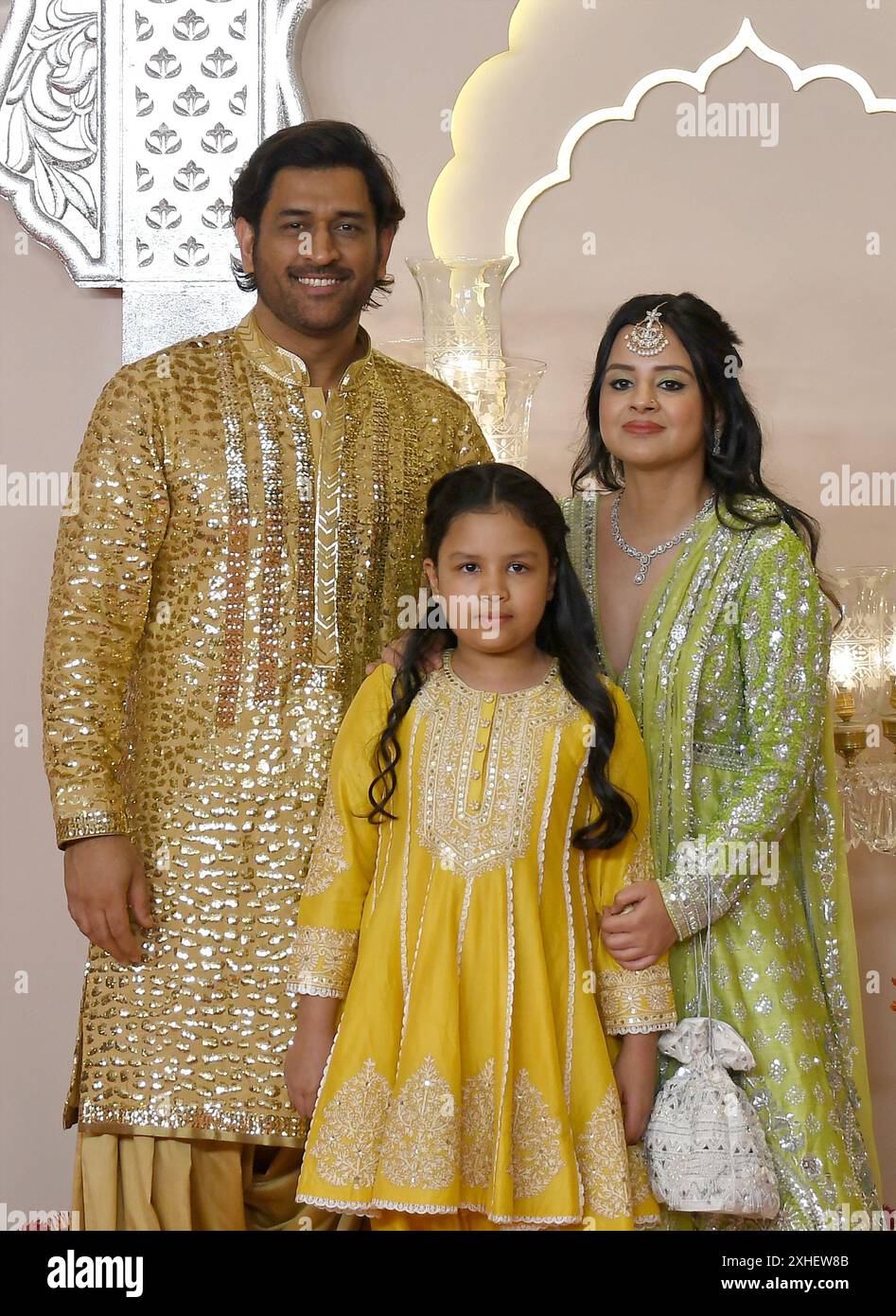 L-R Former Indian cricketer Mahendra Singh Dhoni, daughter Ziva Dhoni ...