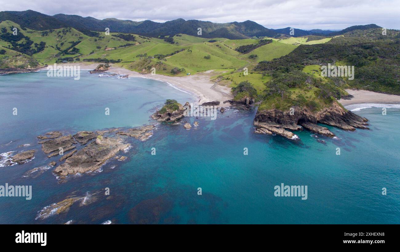 Aerial view of Elliot Bay in Northland, New Zealand Stock Photo - Alamy