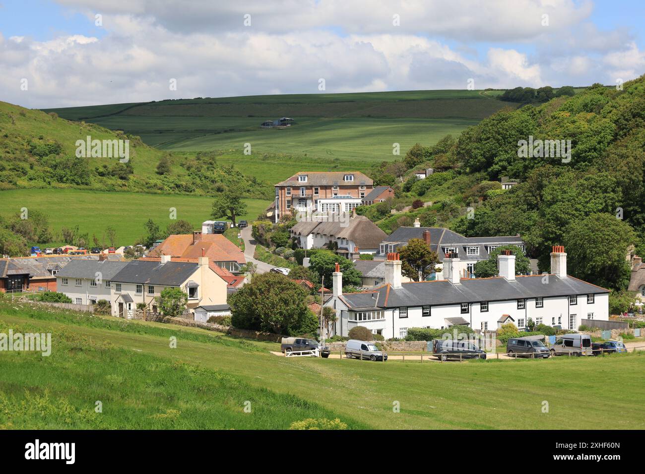 Coastguard cotteges,Lulworth cove Stock Photo - Alamy
