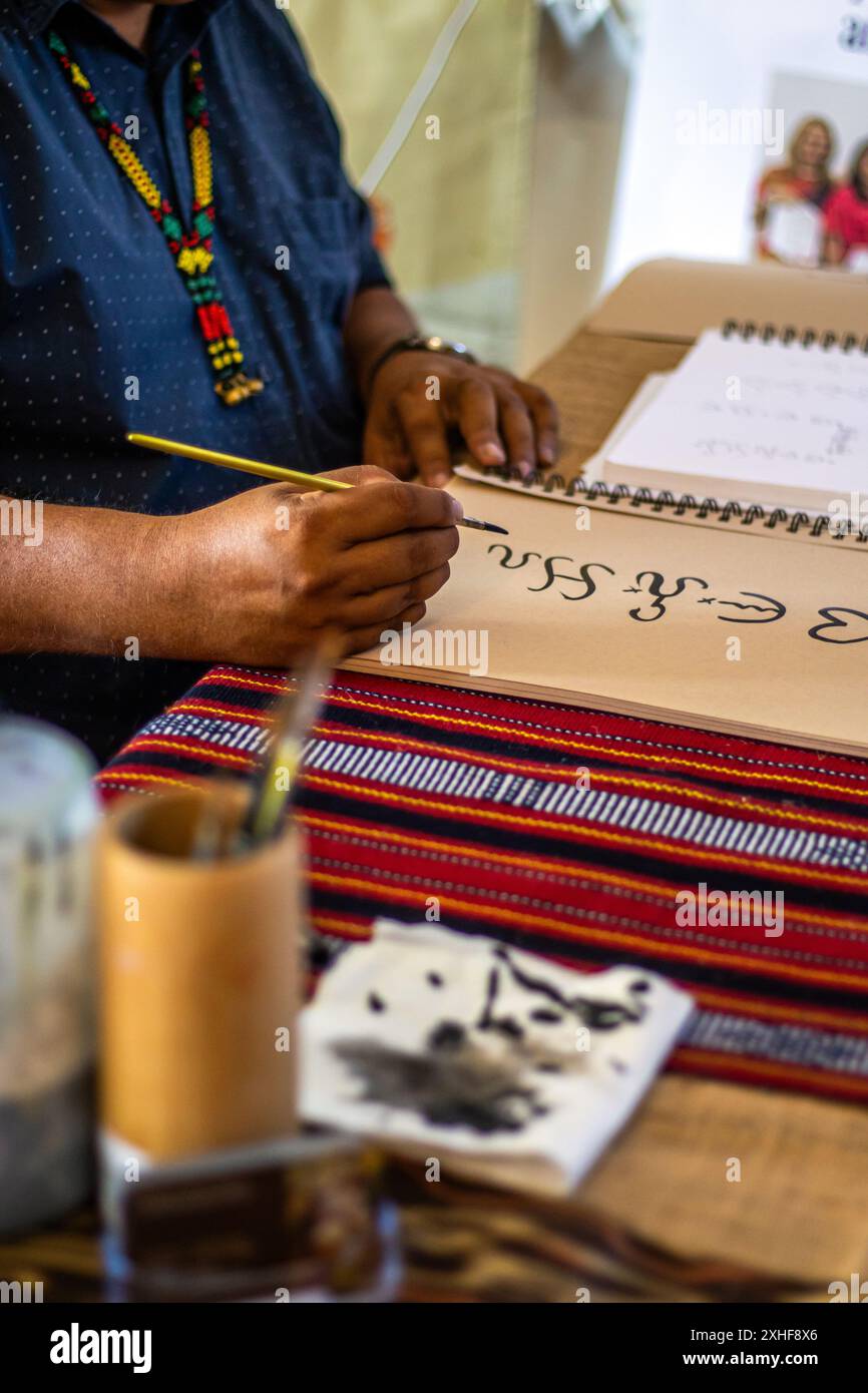 Philippine script hi-res stock photography and images - Alamy