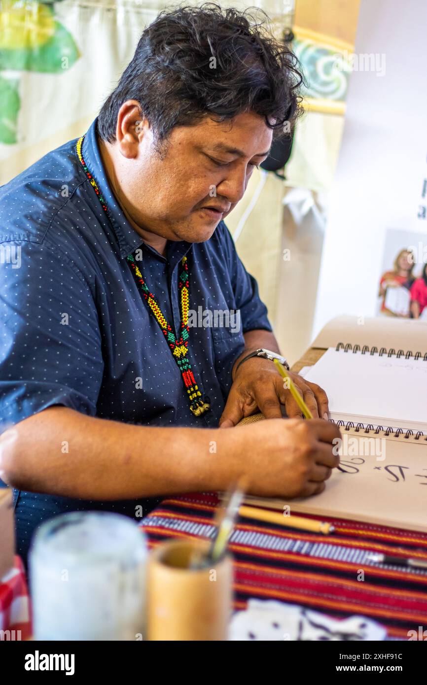 Philippine art hi-res stock photography and images - Alamy