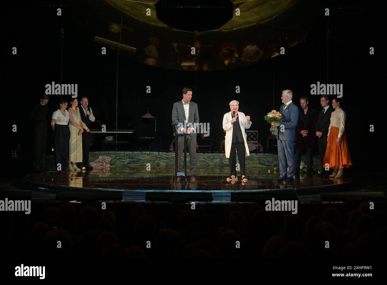 Schlussapplaus der Vorstellung Liebelei von Arthur Schnitzler und ...