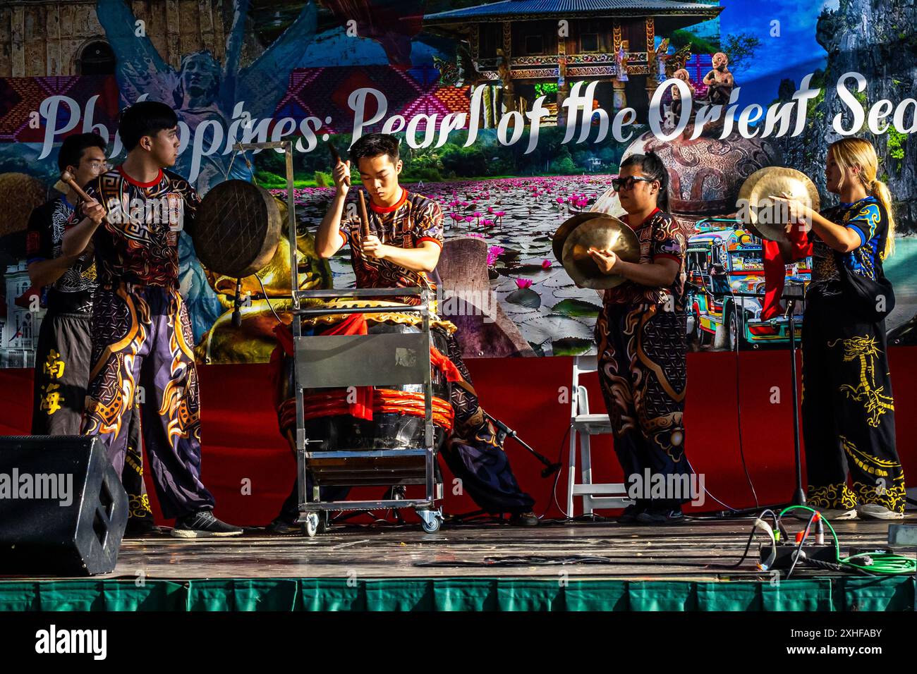 Los Angeles, USA. 13th July, 2024. Members of Los Angeles Kun Seng Keng ...