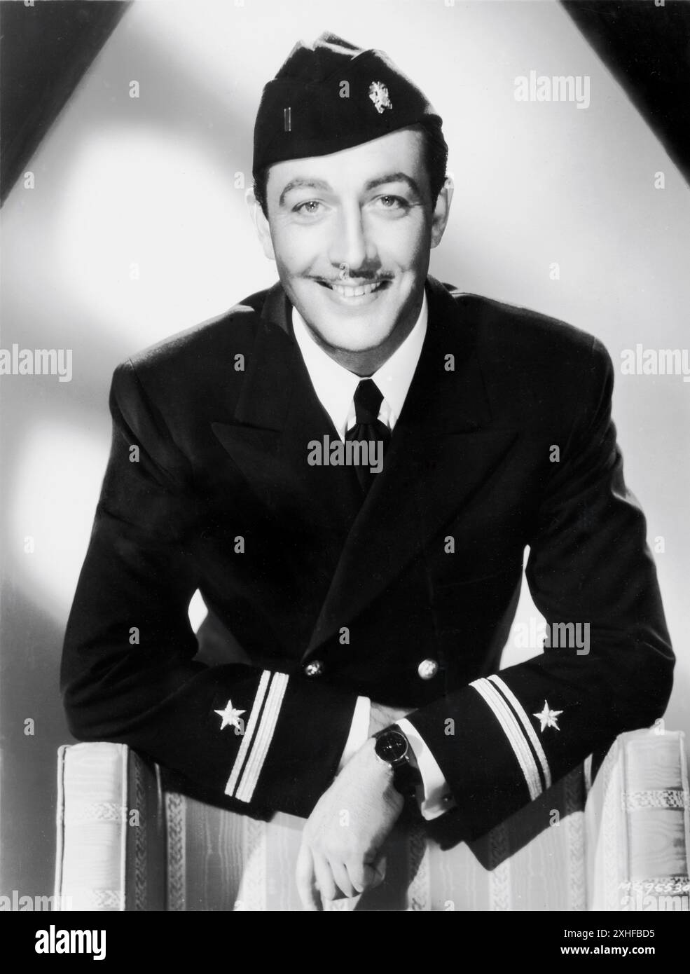 Lieutenant ROBERT TAYLOR of the US Navy Air Corps 1943 Portrait at time ...