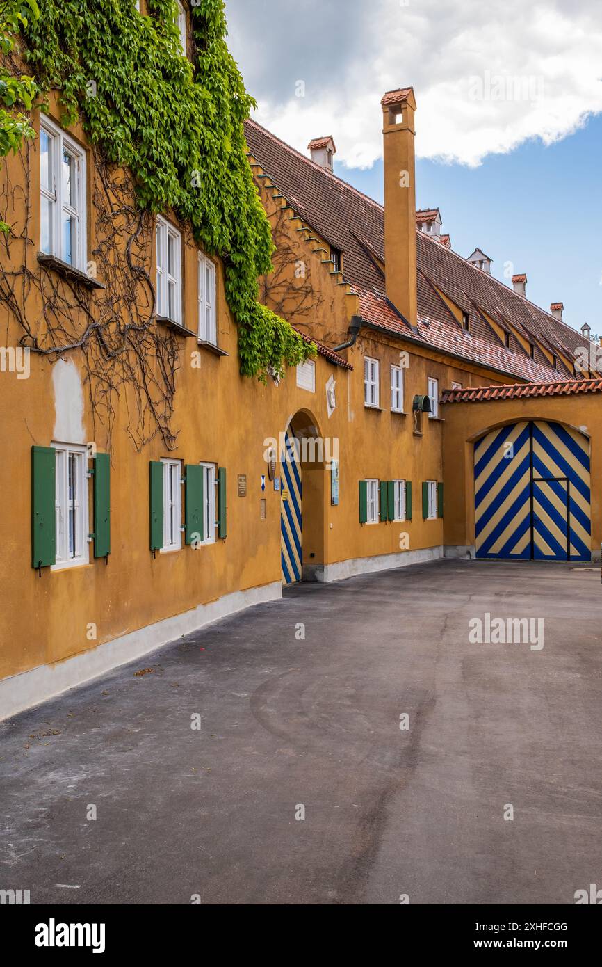 Settlement terraced house hi-res stock photography and images - Alamy
