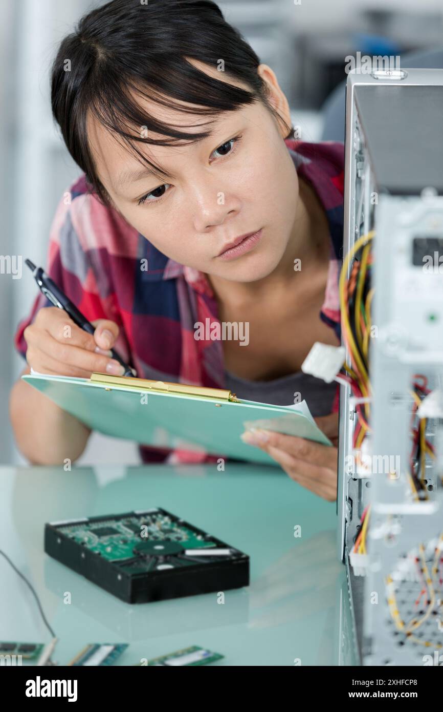 Hand taking circuit board hi-res stock photography and images - Alamy