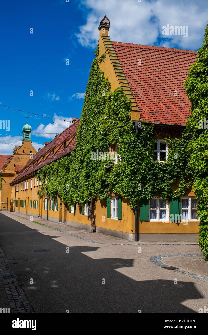 Settlement terraced house hi-res stock photography and images - Alamy