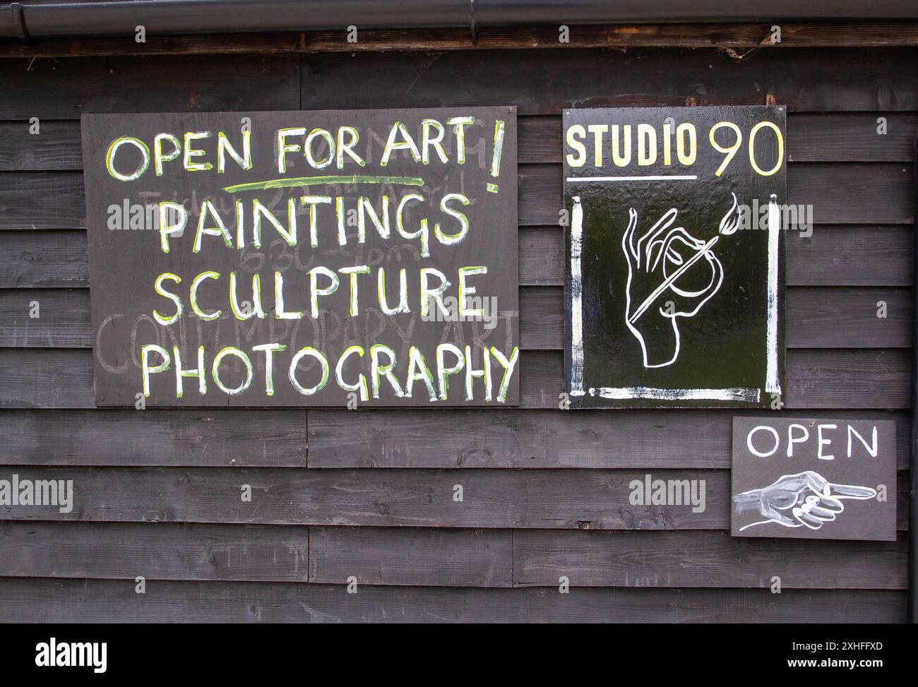 Notices points hi-res stock photography and images - Alamy