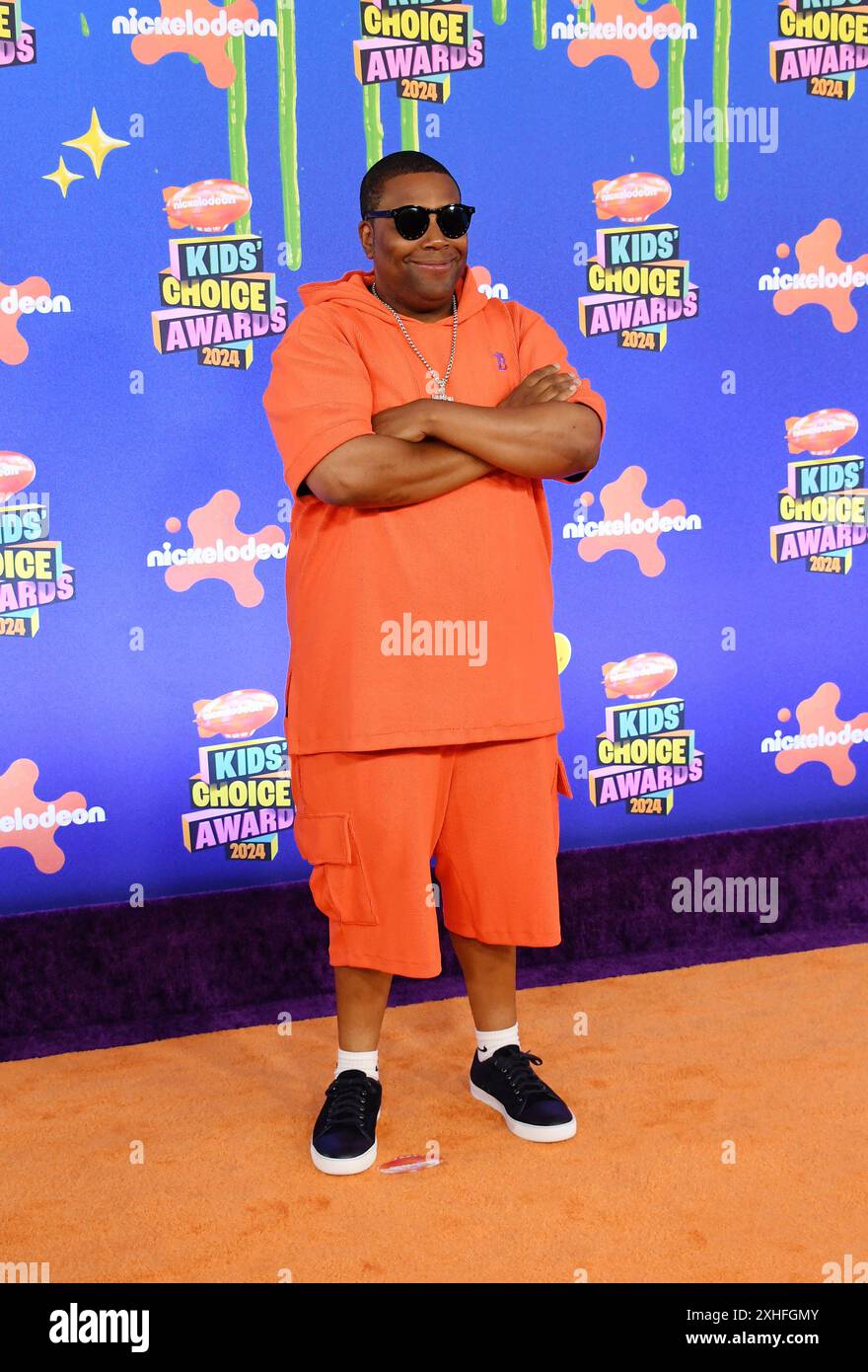 Kenan thompson nickelodeon hi-res stock photography and images - Alamy