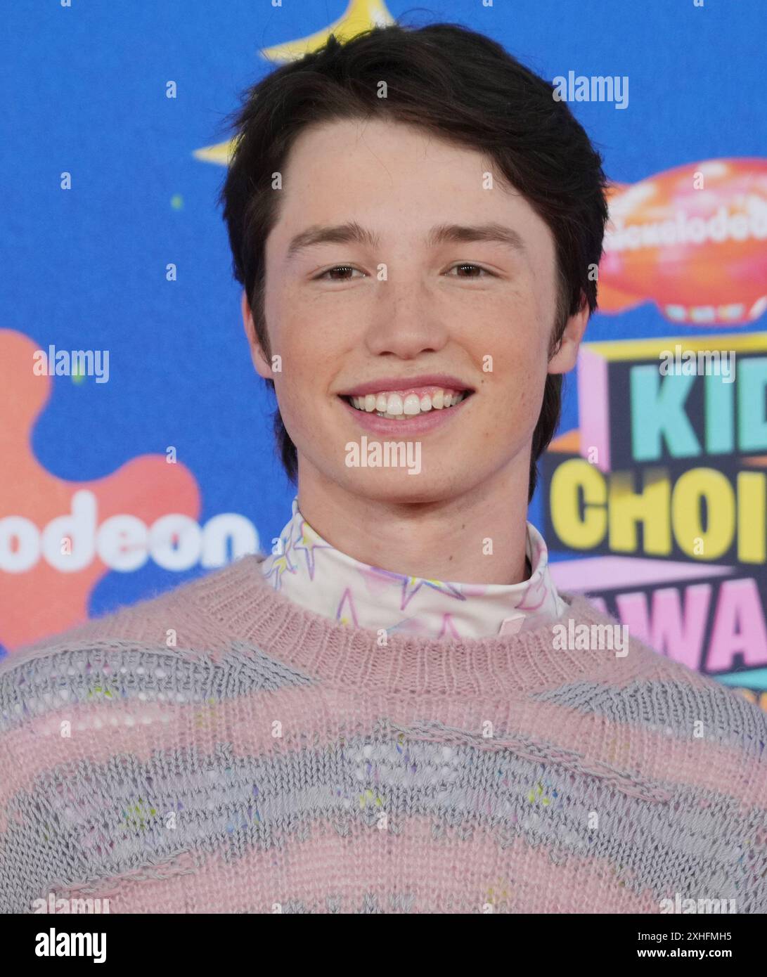 Owen Holt arrives at the Nickelodeon Kids’ Choice Awards 2024 held at ...