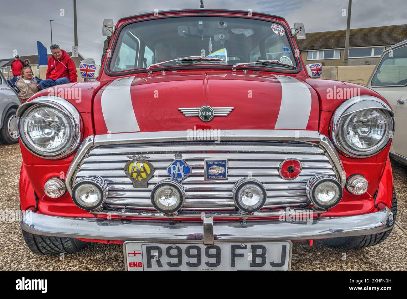 Old mini cooper hi-res stock photography and images - Alamy