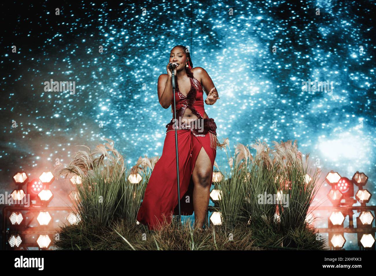 Tems 2024 hi-res stock photography and images - Alamy