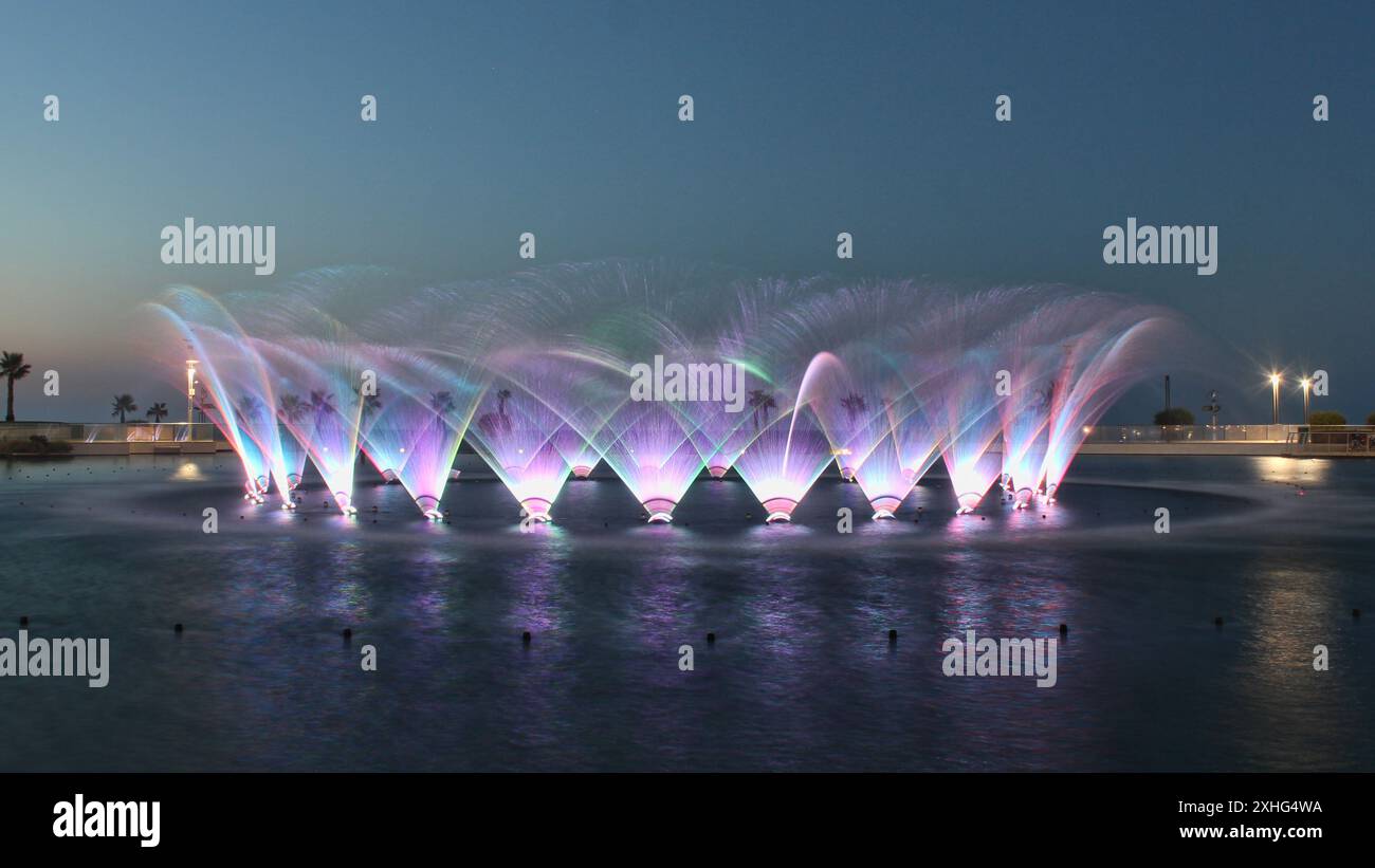 Fountain showing lighting in night hi-res stock photography and images ...