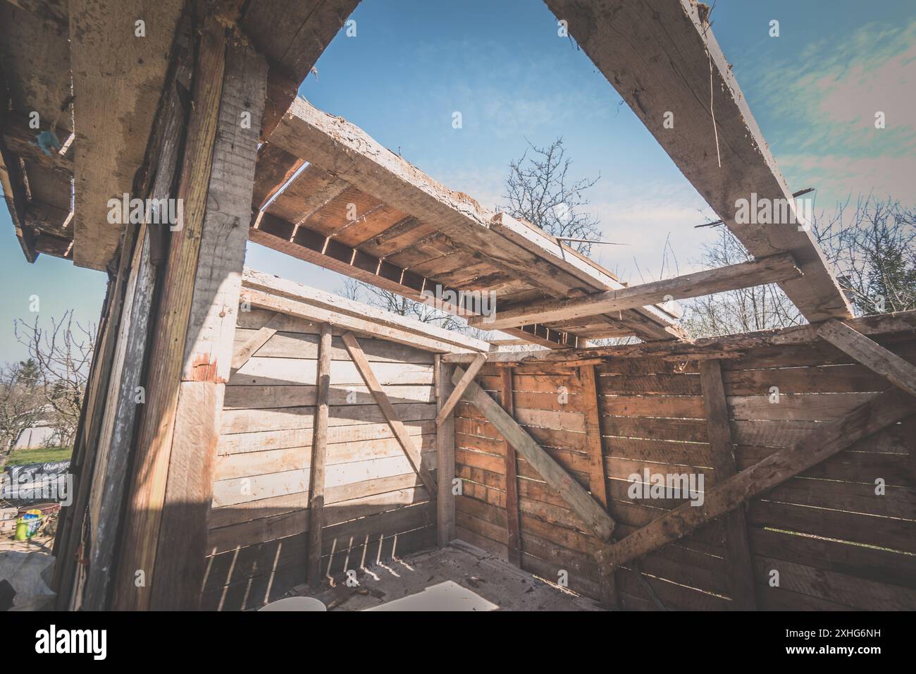 Destroyed wooden hut hi-res stock photography and images - Alamy