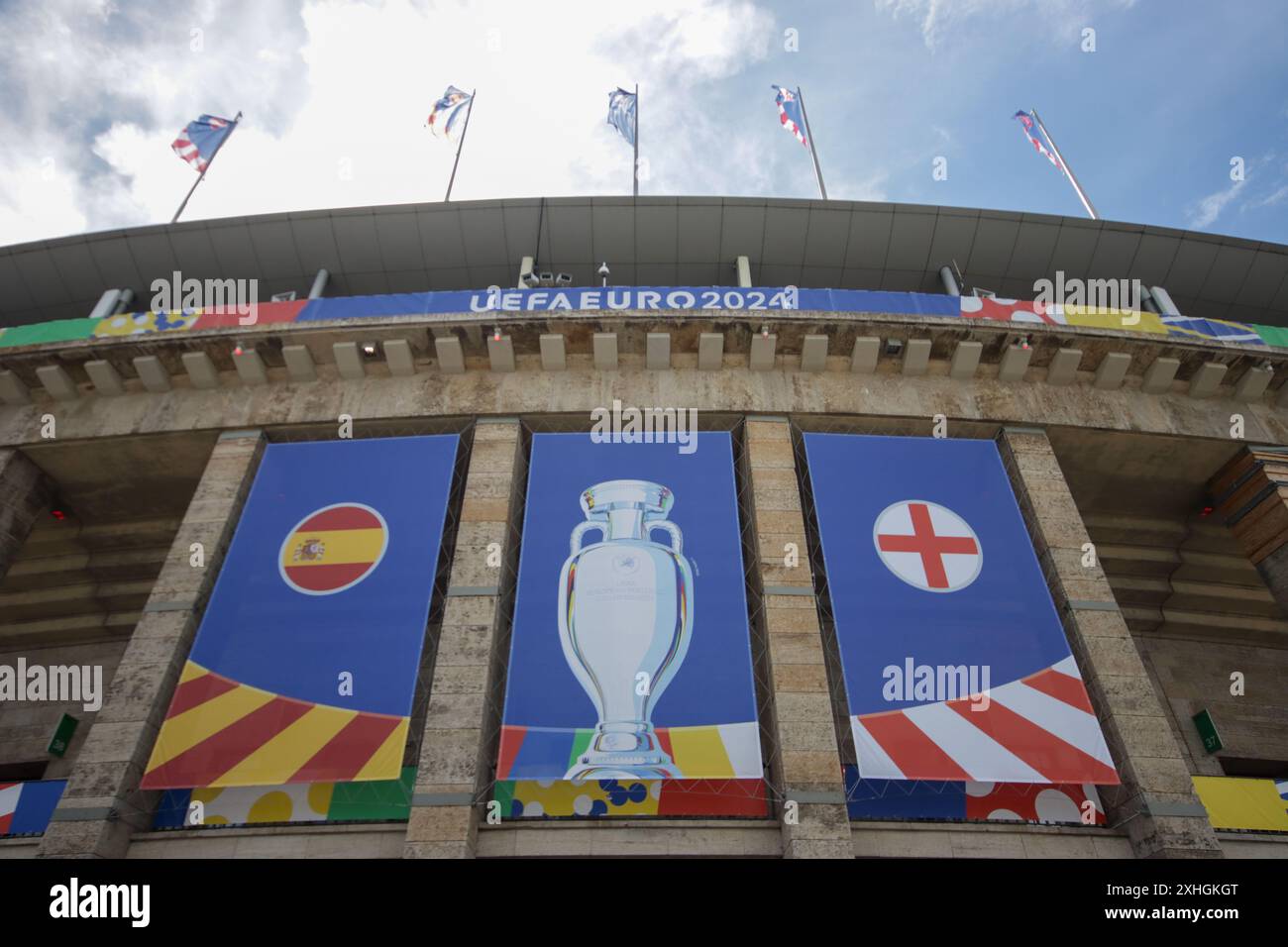 Euro 2024 trophy hi-res stock photography and images - Alamy