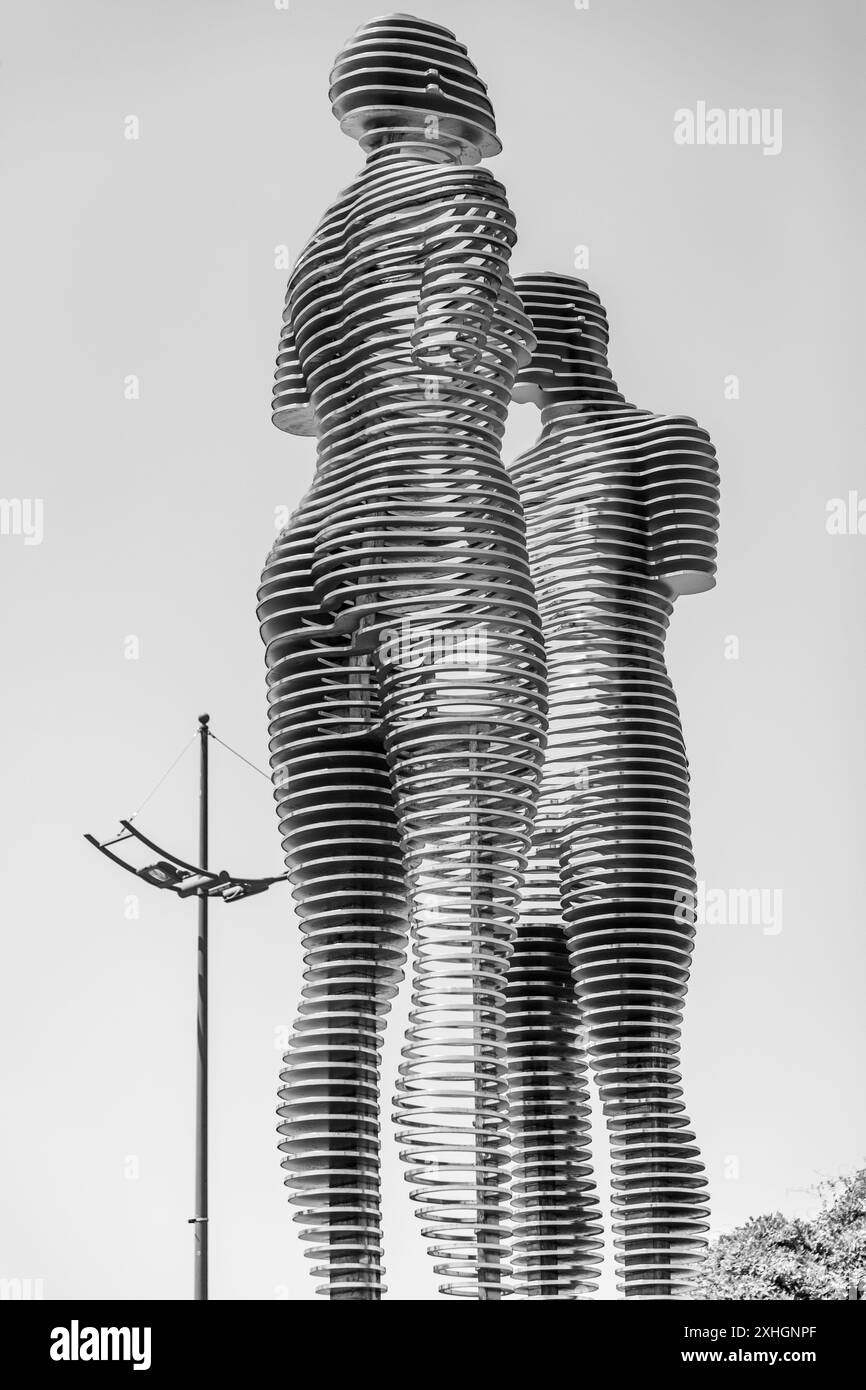 Batumi, Georgia - 13 JUNE 2024: The statue of Ali and Nino, moving ...