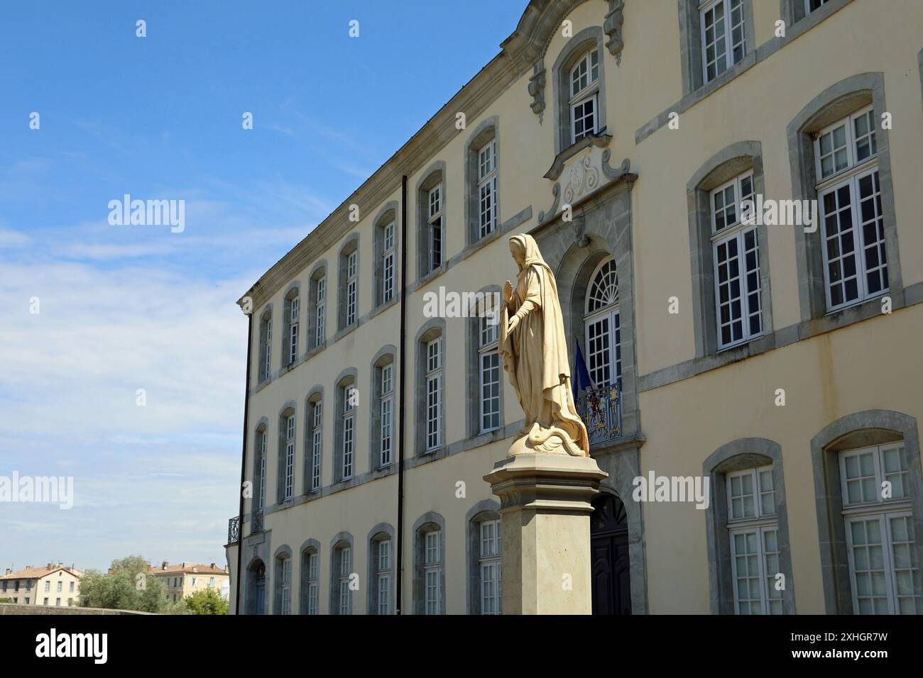 Monastery guest house hi-res stock photography and images - Alamy