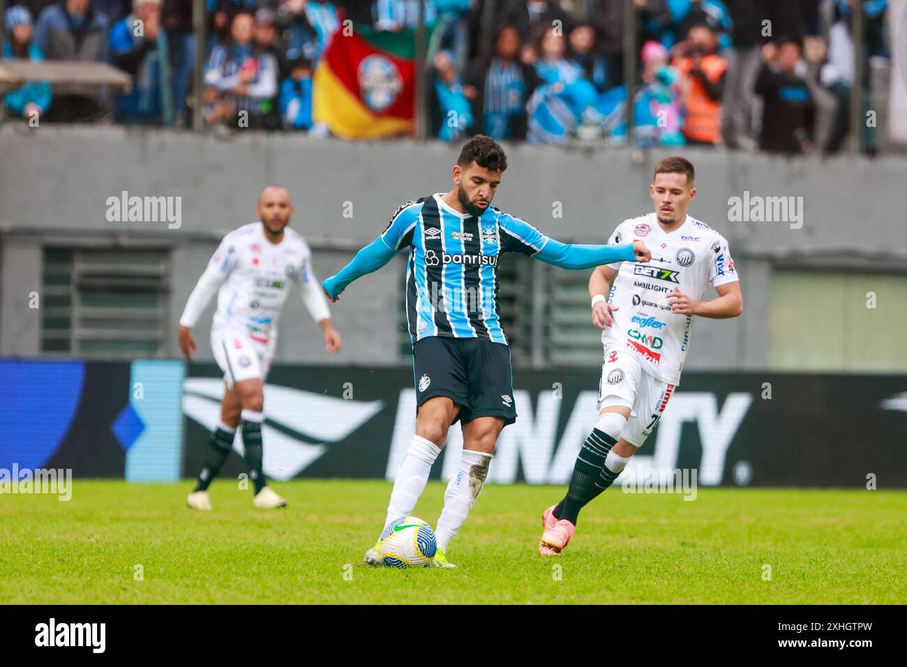 Rodrigo caio grêmio hi-res stock photography and images - Alamy