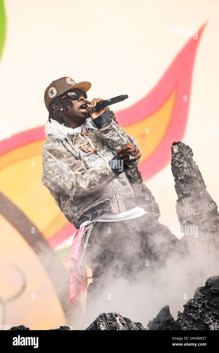 Rapper rema hi-res stock photography and images - Alamy