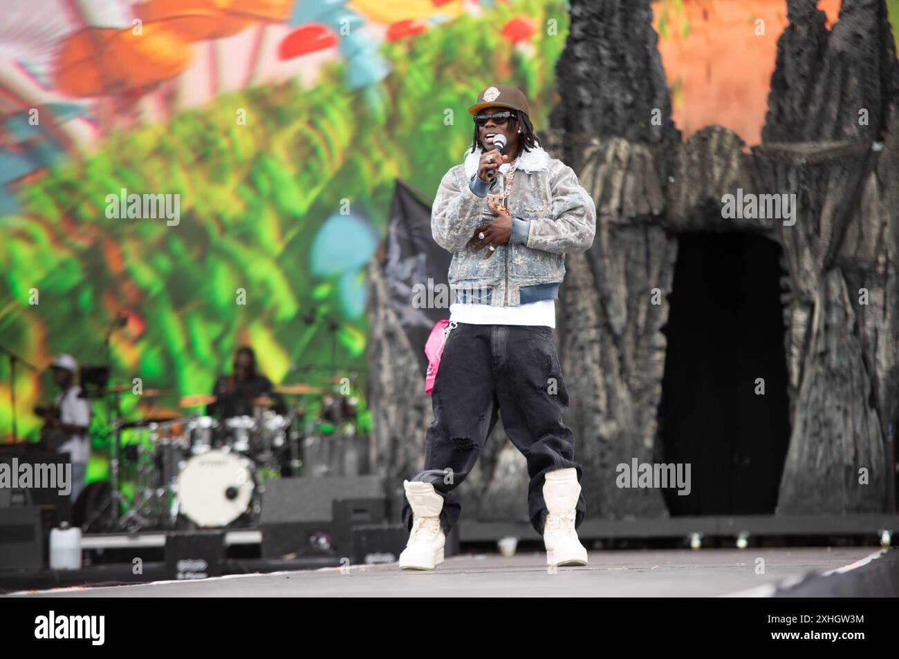 Rapper rema hi-res stock photography and images - Alamy