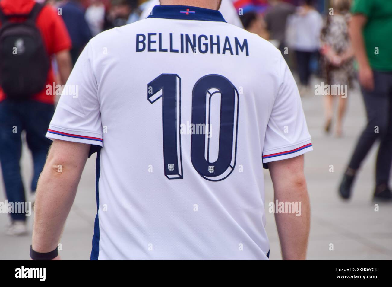 Jude bellingham england kit hi-res stock photography and images - Alamy