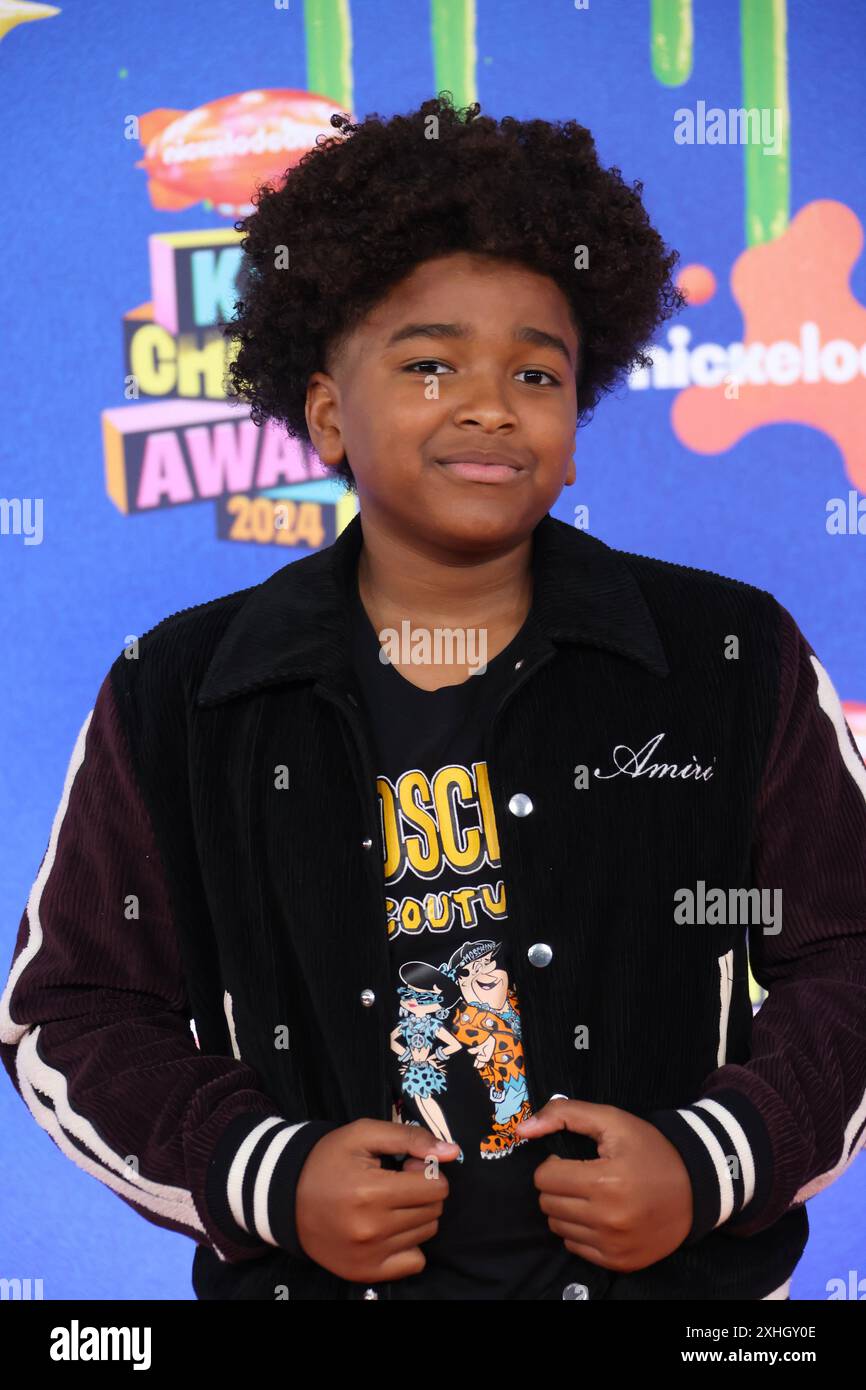 Hero Hunter attends Nickelodeon Kids' Choice Awards 2024 at Barker ...