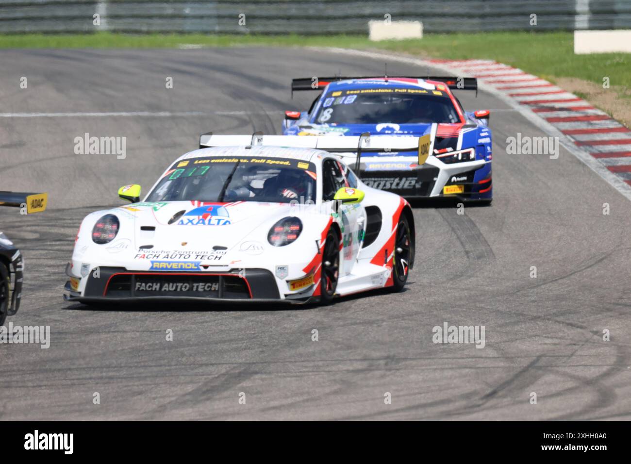 Alexander Fach (CHE) / Alexander Schwarzer (CHE), #4, Porsche 911 GT3-R ...
