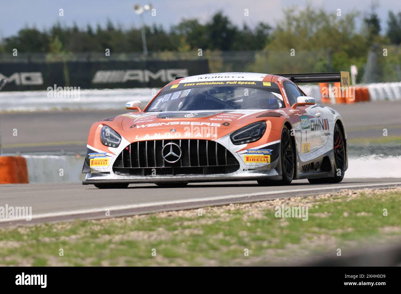Tom Kalender (Hamm/Sieg) / Elias Seppaenen (FIN), #1, Mercedes-AMG GT3 ...