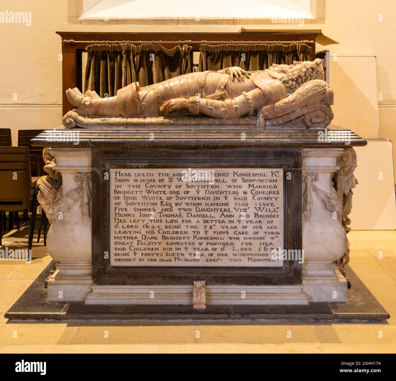 Sir Henry Kingesmill tomb monument, church of Saint Mary, Kingsclere ...