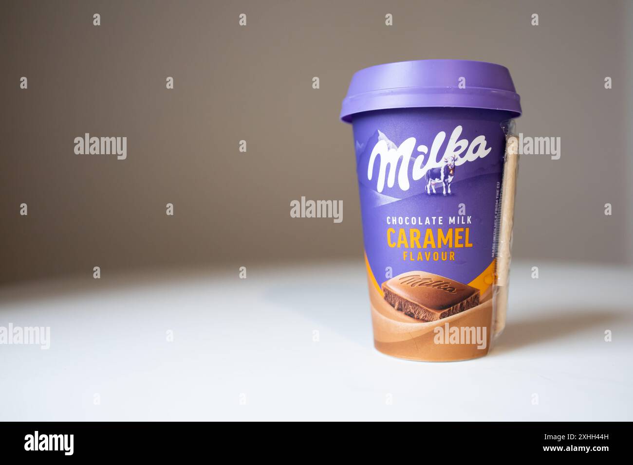 Milk shake logo hi-res stock photography and images - Alamy