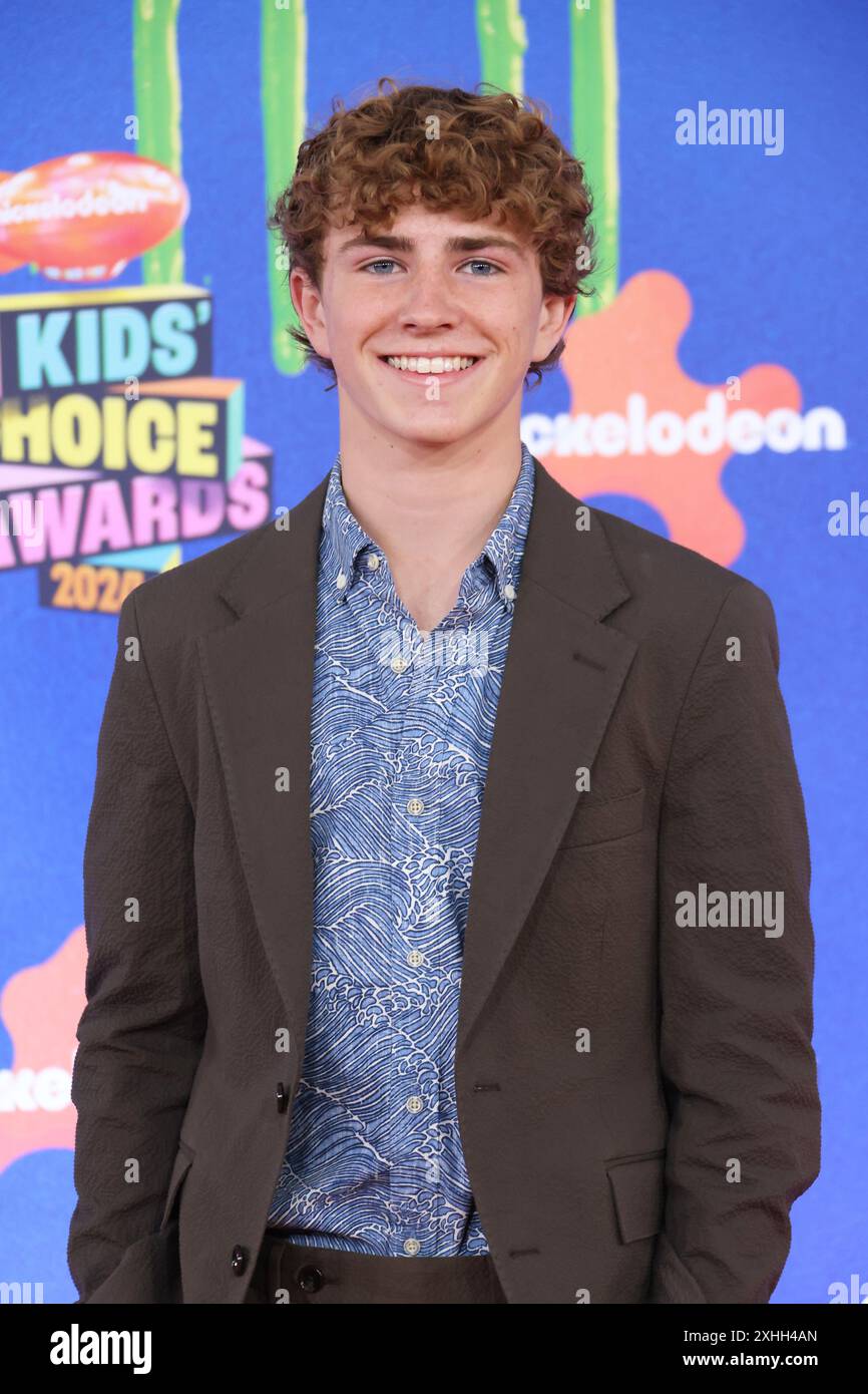Walker Scobell attends Nickelodeon Kids' Choice Awards 2024 at Barker ...