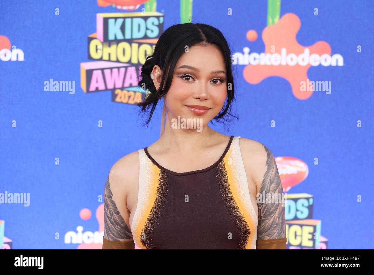 Bella Poarch attends Nickelodeon Kids' Choice Awards 2024 at Barker ...