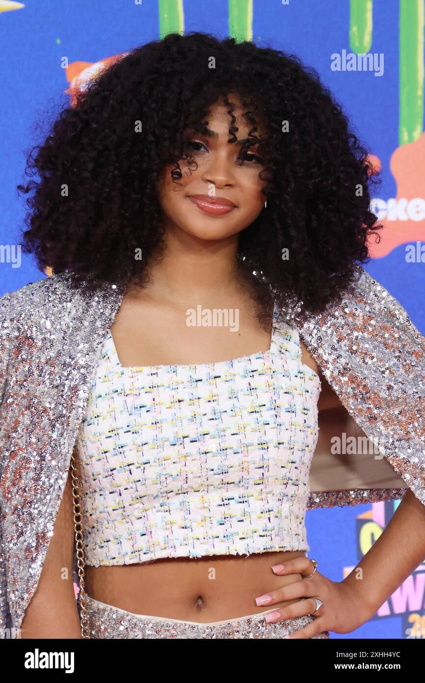 Jaidyn Triplett attends Nickelodeon Kids' Choice Awards 2024 at Barker ...