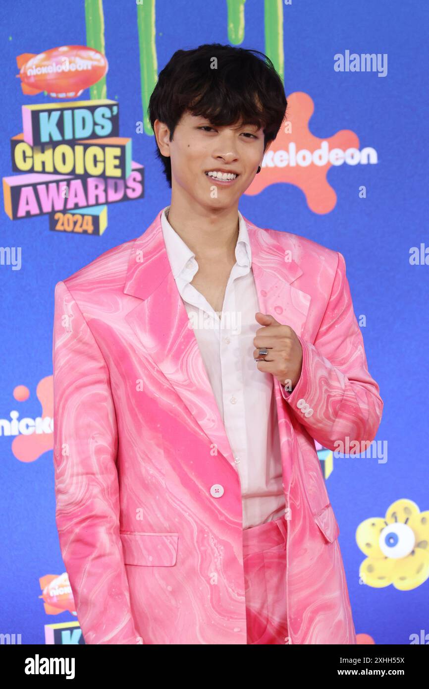 Alan Chikin Chow attends Nickelodeon Kids' Choice Awards 2024 at Barker ...