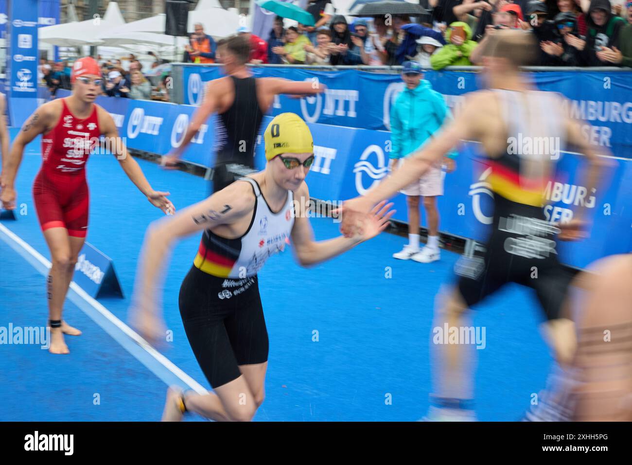Hamburg, Germany. 14th July, 2024. Triathlon: ITU World Triathlon ...