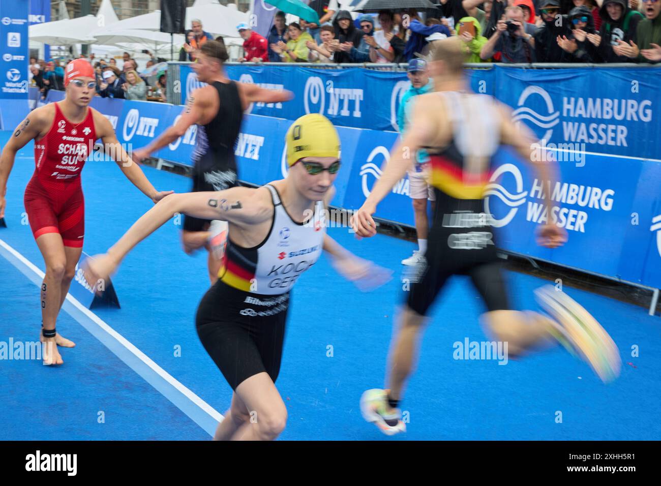 Hamburg, Germany. 14th July, 2024. Triathlon: ITU World Triathlon ...