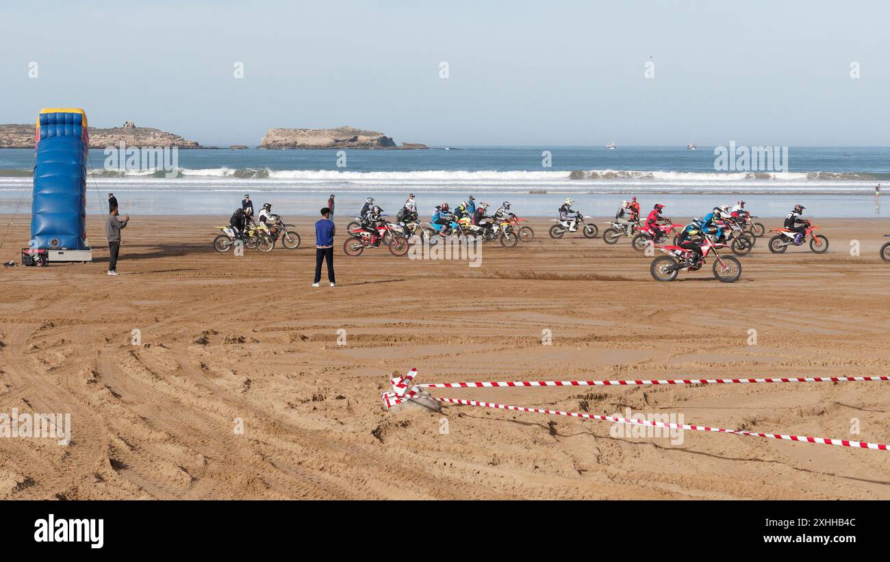 Motorbike line hi-res stock photography and images - Alamy