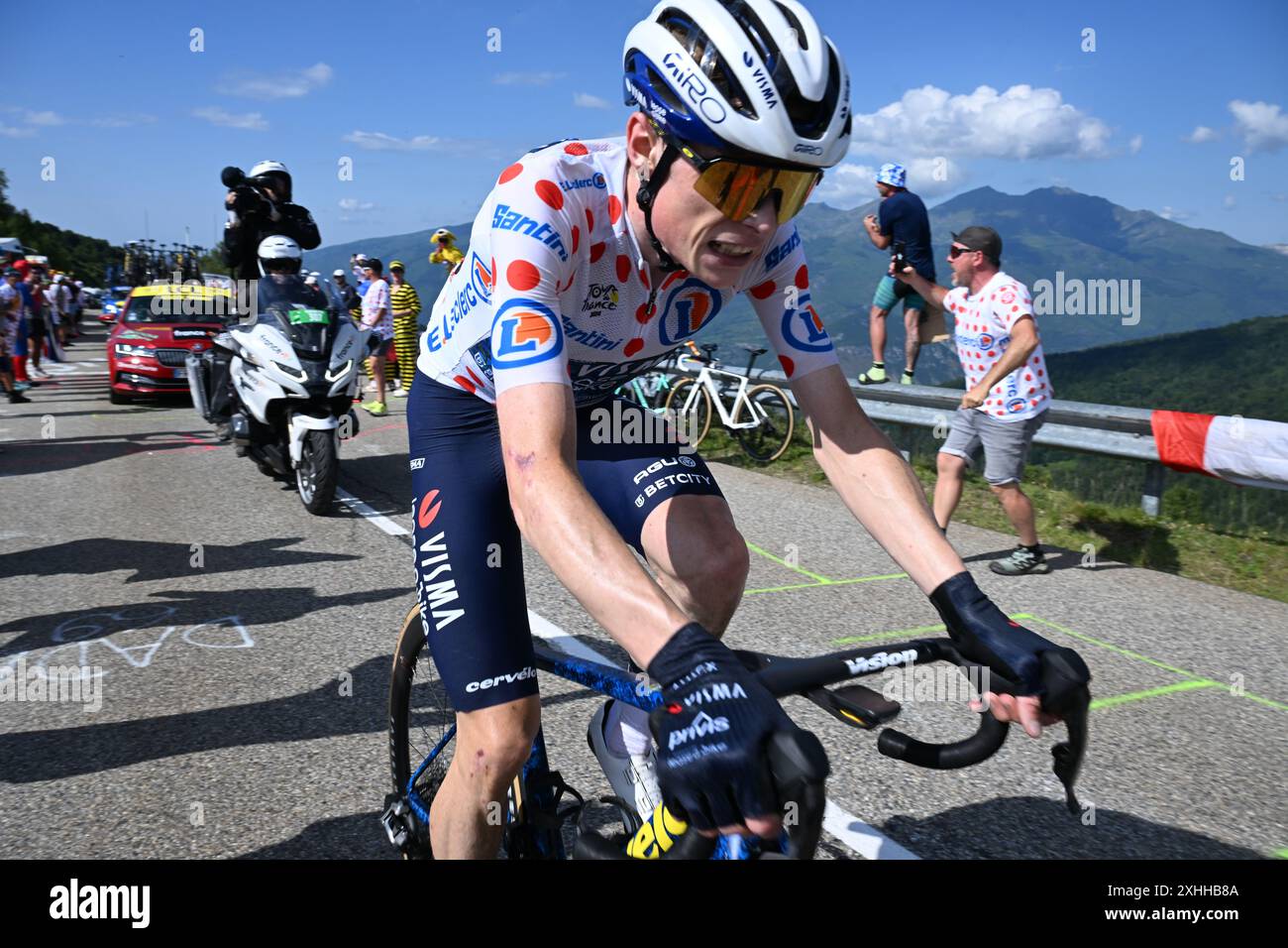 Jonas Vingegaard Denmark Visma Leaseabike Plateau de Beille Tour de France 2024 Stock Photo - Alamy