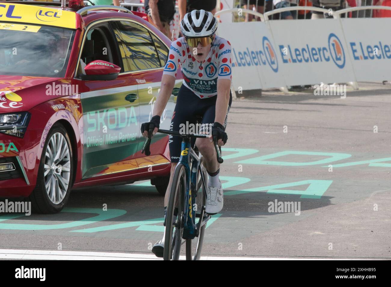 Jonas Vingegaard Denmark Visma Leaseabike Plateau de Beille Tour de France 2024 Stock Photo - Alamy