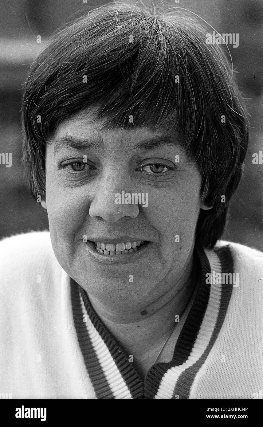 Argentine singer, songwriter, poet and composer María Elena Walsh ...