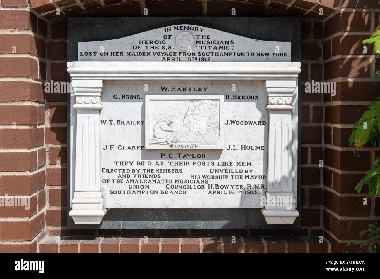 Memorial to the musicians of the SS Titanic ship that sunk on April ...