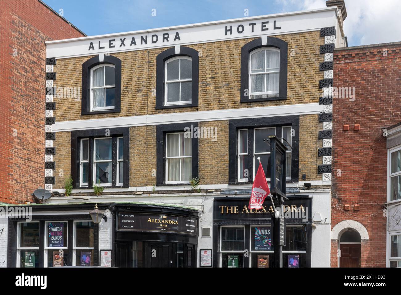 Alexandra Hotel and pub in Southampton city centre, Hampshire, England ...