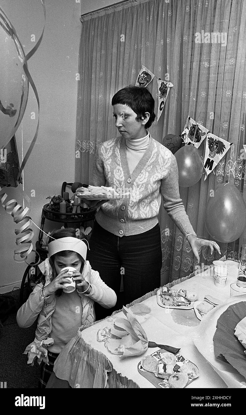 Argentine singer and actress Sisana Rinaldi gives a party at home ...